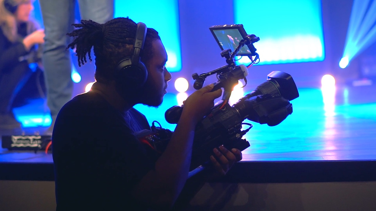 Waters Church Creative Team for Weekend Experience